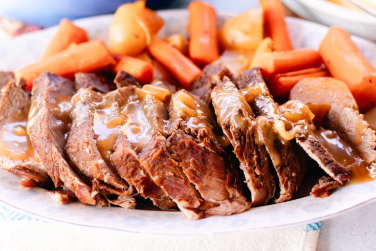 How to Cook a Perfectly Tender Moose Roast With Gravy - Cast Iron ...