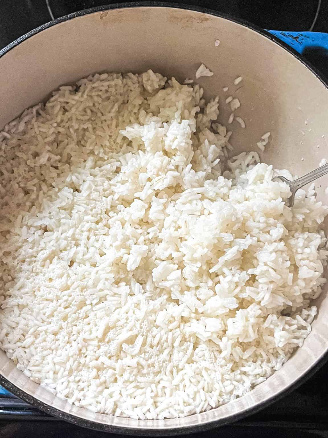 Dutch Oven Rice - Cast Iron Skillet Cooking